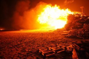Ringing in the New Year: Holland's Biggest Bonfire